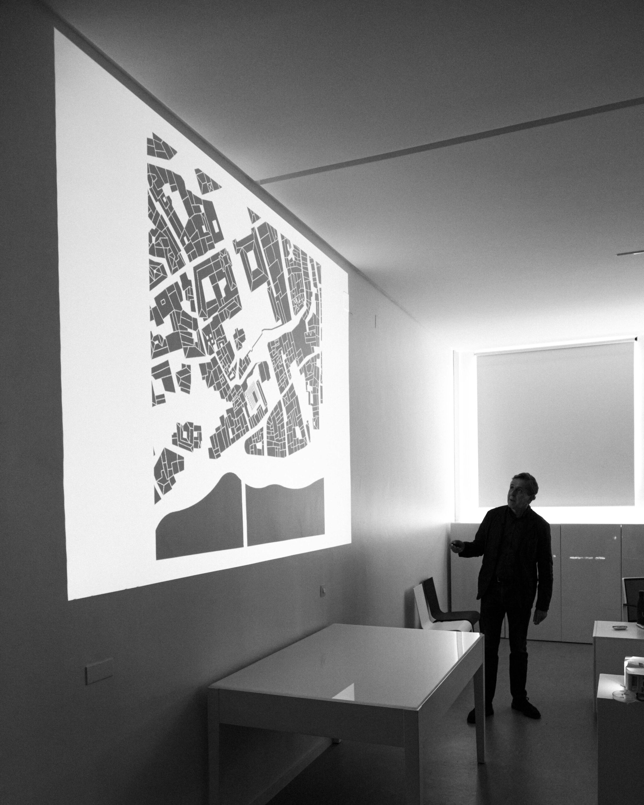 Lecture by Emilio Tuñón at MArch